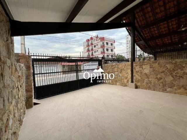 Casa / Sobrado para Venda em Praia Grande/SP Tupi 2 Quartos