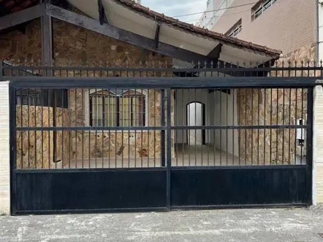 Casa / Sobrado para Venda em Praia Grande/SP Tupi 2 Quartos