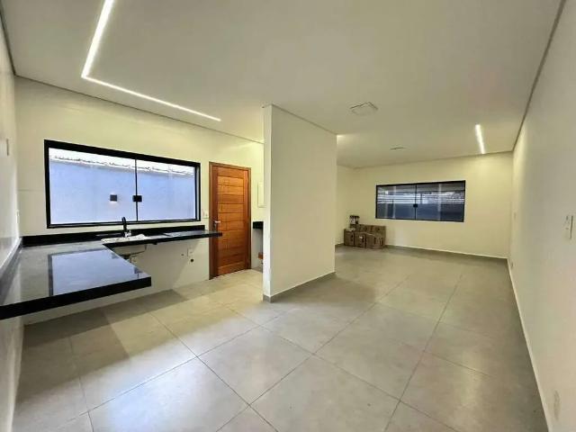 Casa / Sobrado para Venda em Praia Grande/SP Tupi 2 Quartos
