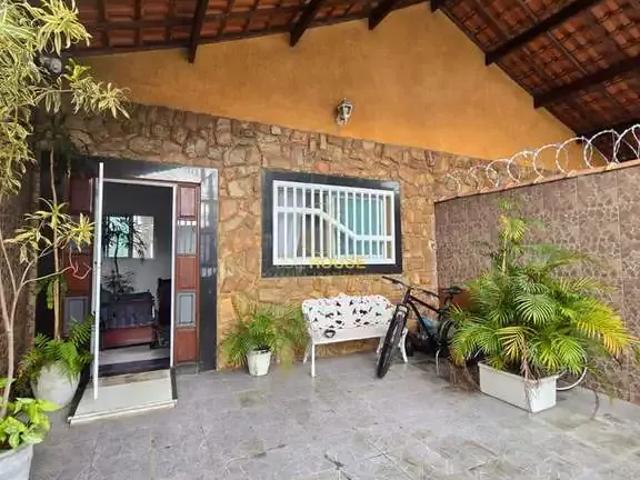 Casa / Sobrado para Venda em Praia Grande/SP Tupi 2 Quartos
