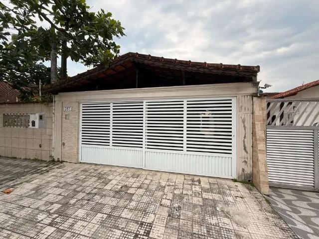 Casa / Sobrado para Venda em Praia Grande/SP Tupi 2 Quartos