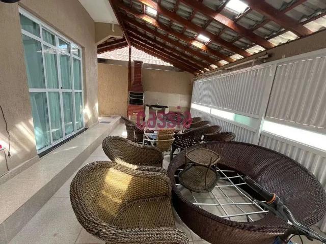 Casa / Sobrado para Venda em Praia Grande/SP Tupi 2 Quartos
