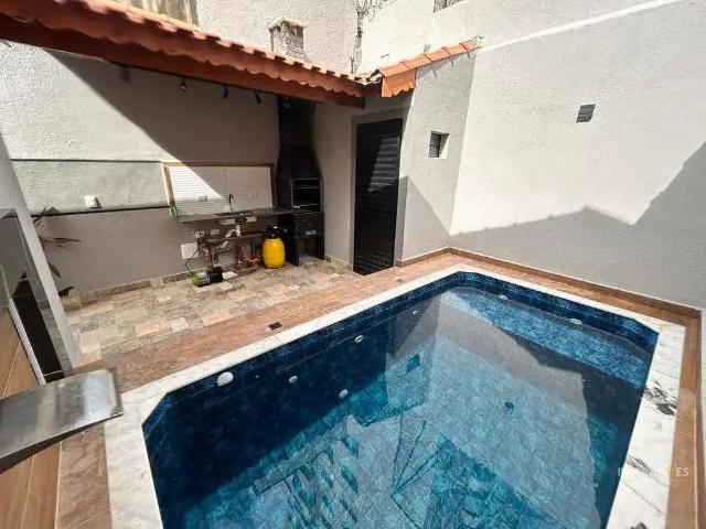 Casa / Sobrado para Venda em Praia Grande/SP Tupi 2 Quartos