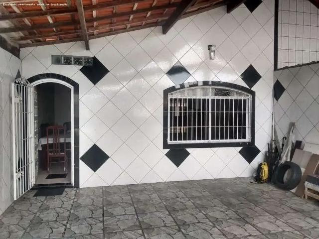 Casa / Sobrado para Venda em Praia Grande/SP Tupi 2 Quartos