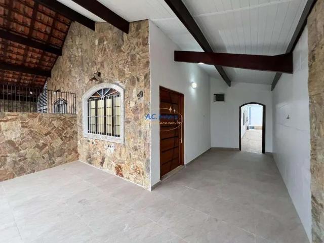 Casa / Sobrado para Venda em Praia Grande/SP Tupi 2 Quartos