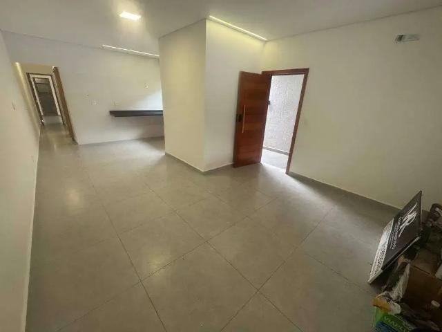 Casa / Sobrado para Venda em Praia Grande/SP Tupi 2 Quartos