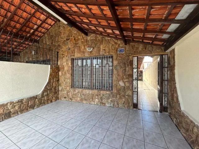 Casa / Sobrado para Venda em Praia Grande/SP Tupi 2 Quartos