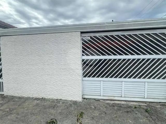 Casa / Sobrado para Venda em Praia Grande/SP Tupi 2 Quartos