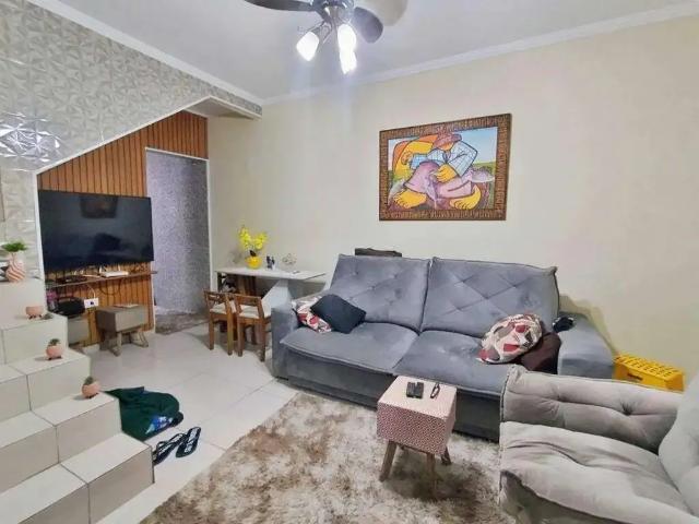Casa / Sobrado para Venda em Praia Grande/SP Tupi 2 Quartos