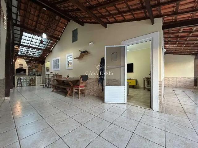 Casa / Sobrado para Venda em Praia Grande/SP Tupi 2 Quartos
