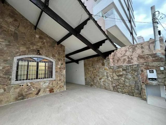 Casa / Sobrado para Venda em Praia Grande/SP Tupi 2 Quartos