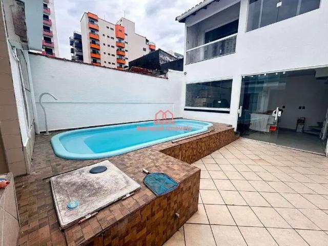 Casa / Sobrado para Venda em Praia Grande/SP Tupi 3 Quartos