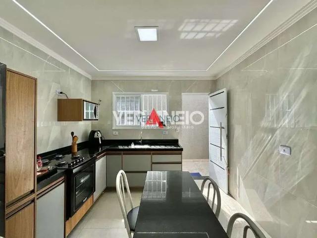 Casa / Sobrado para Venda em Praia Grande/SP Tupi 3 Quartos