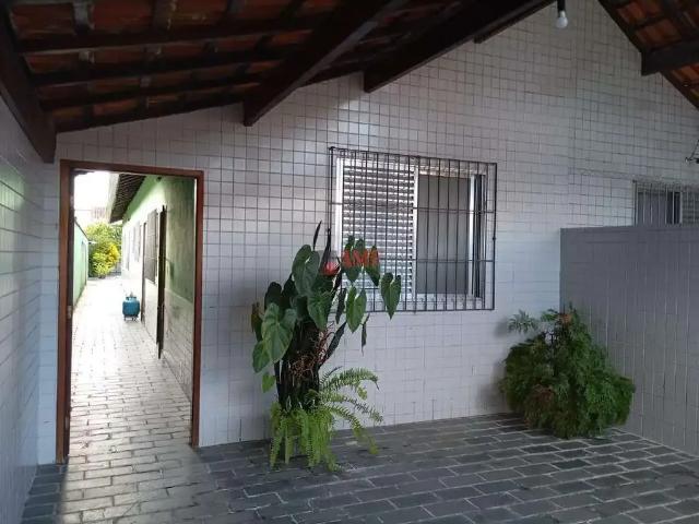 Casa / Sobrado para Venda em Praia Grande/SP Tupi 3 Quartos