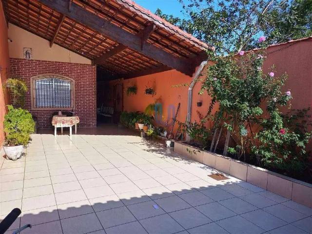 Casa / Sobrado para Venda em Praia Grande/SP Tupi 3 Quartos