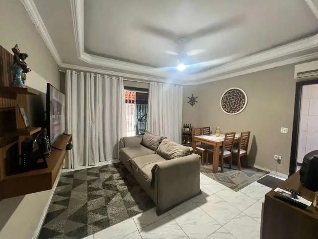 Casa / Sobrado para Venda em Praia Grande/SP Tupi 3 Quartos