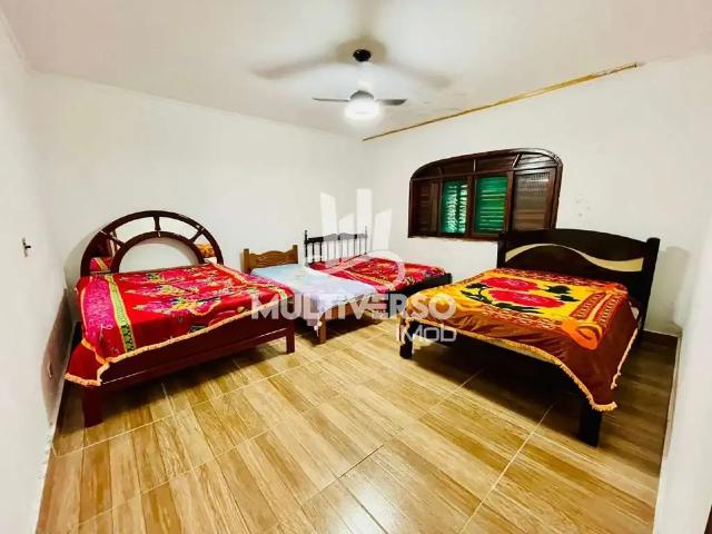 Casa / Sobrado para Venda em Praia Grande/SP Tupi 3 Quartos