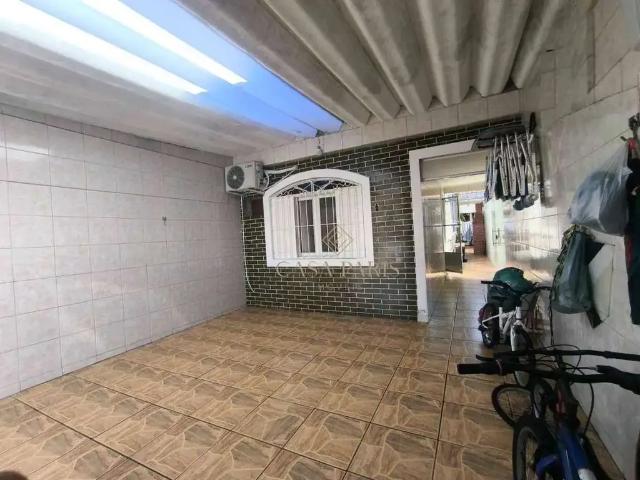 Casa / Sobrado para Venda em Praia Grande/SP Tupi 3 Quartos
