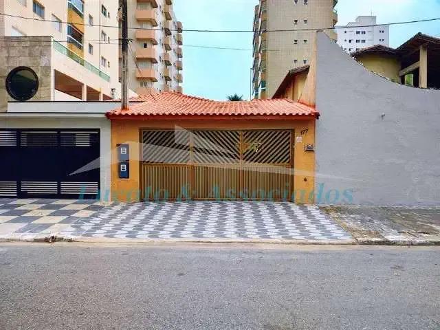 Casa / Sobrado para Venda em Praia Grande/SP Tupi 3 Quartos