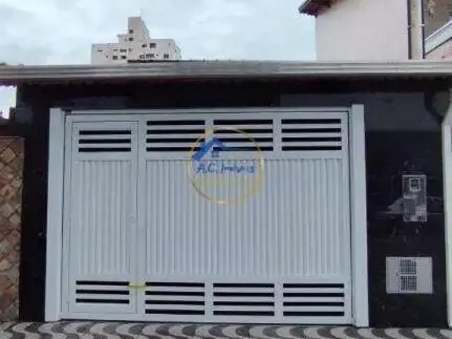 Casa / Sobrado para Venda em Praia Grande/SP Tupi 3 Quartos