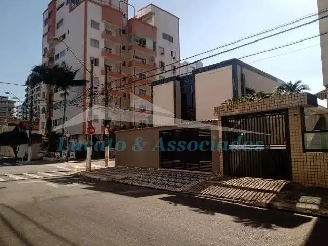 Casa / Sobrado para Venda em Praia Grande/SP Tupi 3 Quartos