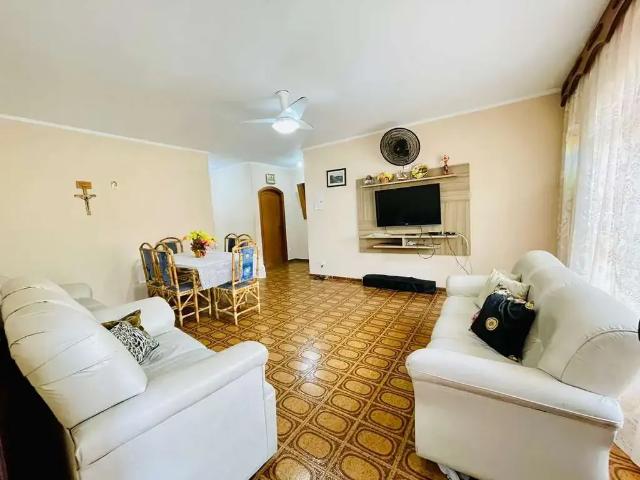 Casa / Sobrado para Venda em Praia Grande/SP Tupi 3 Quartos