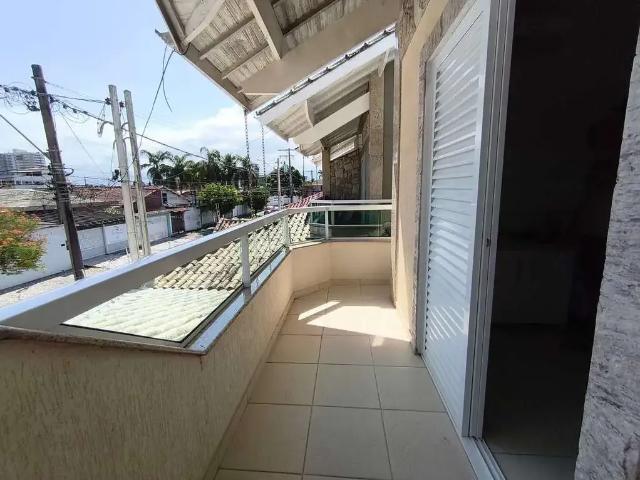 Casa / Sobrado para Venda em Praia Grande/SP Tupi 3 Quartos