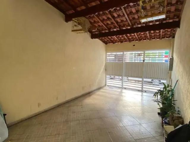Casa / Sobrado para Venda em Praia Grande/SP Tupi 3 Quartos