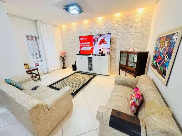 Casa / Sobrado para Venda em Praia Grande/SP Tupi 4 Quartos