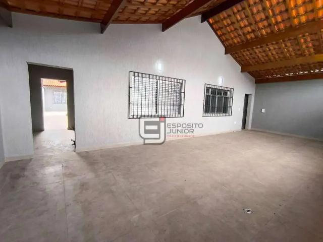 Casa / Sobrado para Venda em Praia Grande/SP Tupi 4 Quartos