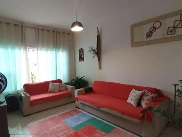 Casa / Sobrado para Venda em Praia Grande/SP Tupi 4 Quartos