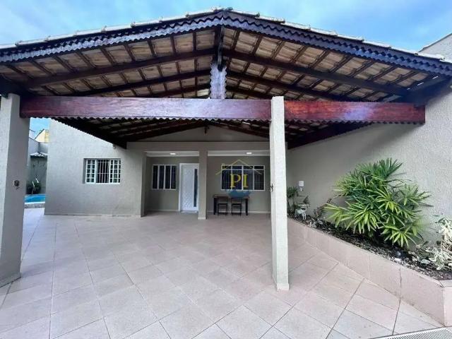 Casa / Sobrado para Venda em Praia Grande/SP Tupi 4 Quartos