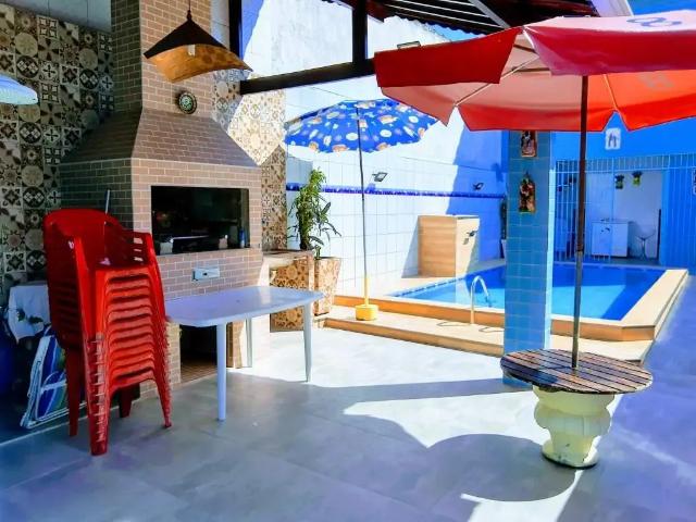 Casa / Sobrado para Venda em Praia Grande/SP Vila Mirim 2 Quartos