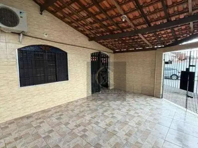 Casa / Sobrado para Venda em Praia Grande/SP Vila Mirim 2 Quartos