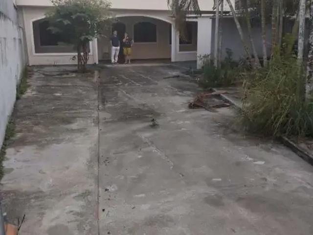 Casa / Sobrado para Venda em Praia Grande/SP Vila Mirim 2 Quartos