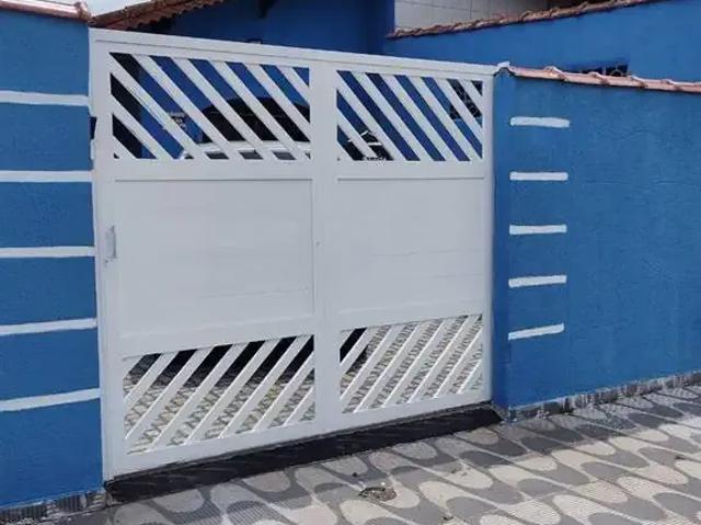 Casa / Sobrado para Venda em Praia Grande/SP Vila Mirim 2 Quartos
