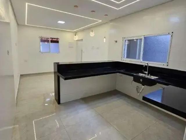 Casa / Sobrado para Venda em Praia Grande/SP Vila Mirim 2 Quartos