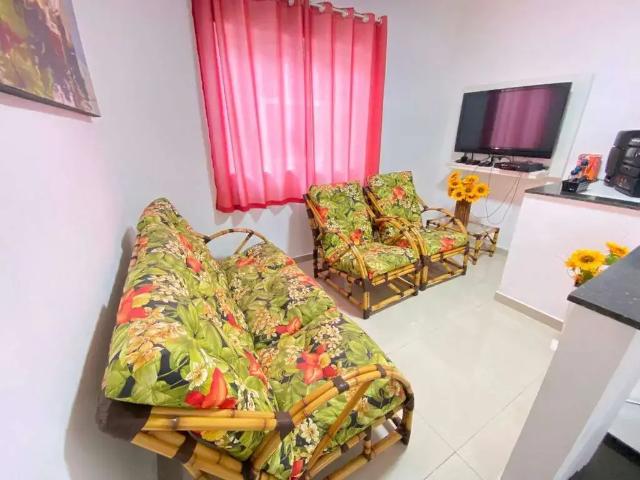Casa / Sobrado para Venda em Praia Grande/SP Vila Mirim 2 Quartos
