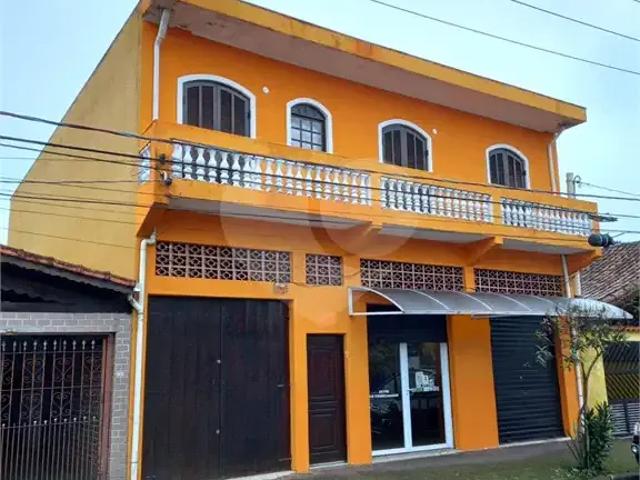 Casa / Sobrado para Venda em Praia Grande/SP Vila Mirim 3 Quartos