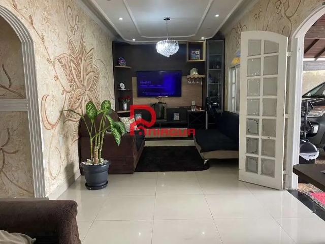 Casa / Sobrado para Venda em Praia Grande/SP Vila Mirim 3 Quartos
