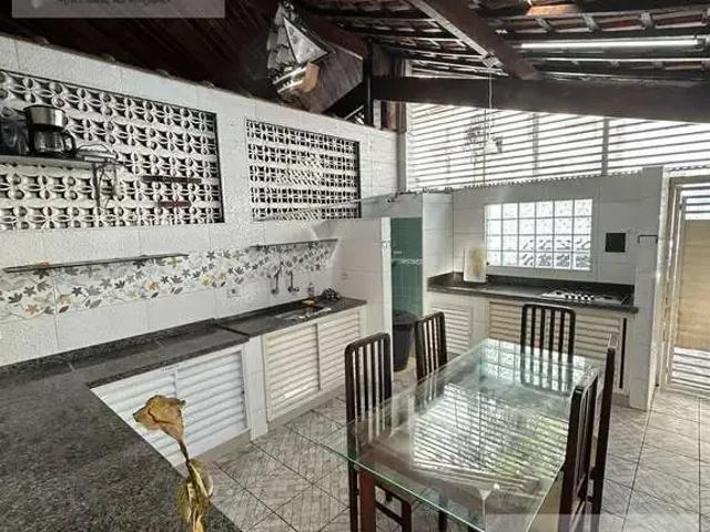 Casa / Sobrado para Venda em Praia Grande/SP Vila Mirim 4 Quartos