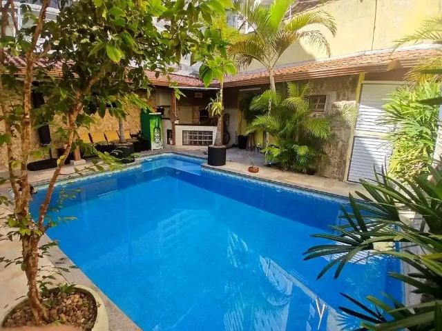 Casa / Sobrado para Venda em Praia Grande/SP Vila Caiçara 3 Quartos