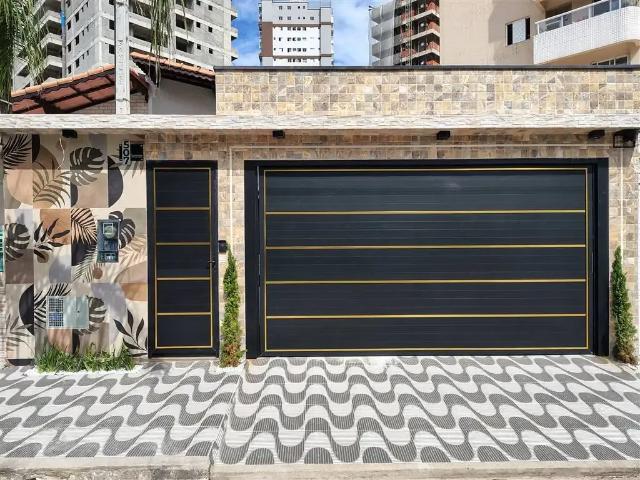 Casa / Sobrado para Venda em Praia Grande/SP Vila Caiçara 3 Quartos