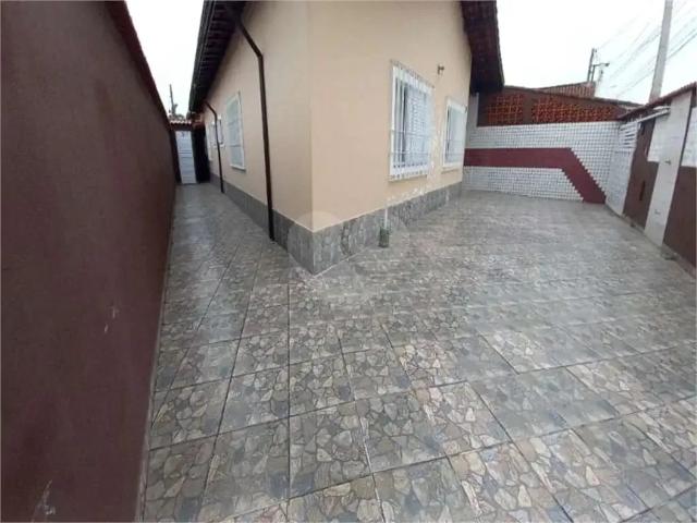 Casa / Sobrado para Venda em Praia Grande/SP Vila Caiçara 3 Quartos