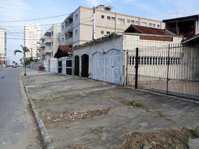 Casa / Sobrado para Venda em Praia Grande/SP Vila Caiçara 3 Quartos