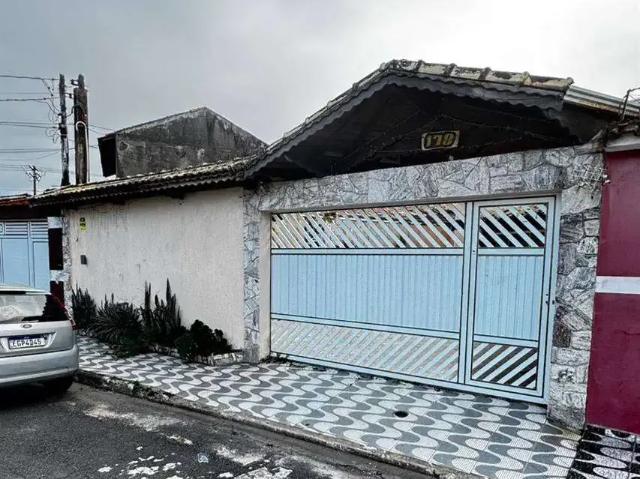 Casa / Sobrado para Venda em Praia Grande/SP Vila Caiçara 3 Quartos