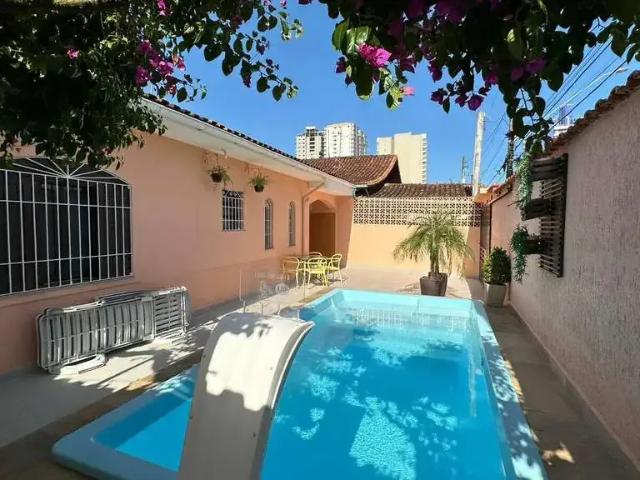 Casa / Sobrado para Venda em Praia Grande/SP Vila Caiçara 3 Quartos