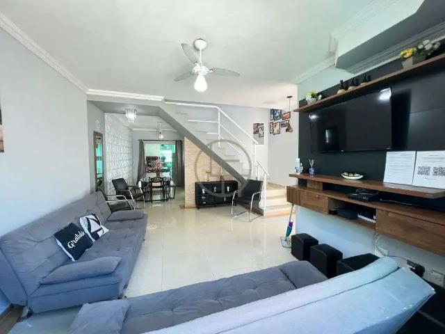 Casa / Sobrado para Venda em Praia Grande/SP Vila Caiçara 3 Quartos