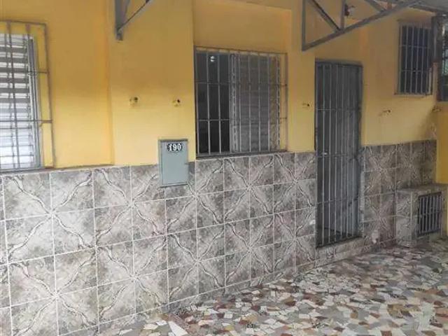Casa / Sobrado para Venda em Praia Grande/SP Vila Caiçara 1 Quartos