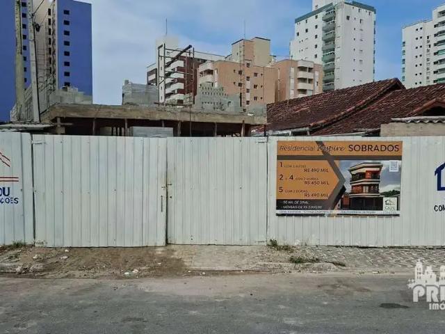 Casa / Sobrado para Venda em Praia Grande/SP Vila Caiçara 1 Quartos